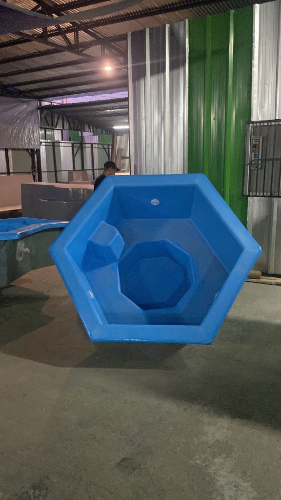 Piscina SPA Jacuzzi 1,7 Hexagonal Prof. 1,0 parejo (con 3 Hidromasajes ...